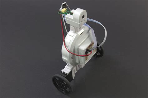 Continuous Rotation Servo With Wheel