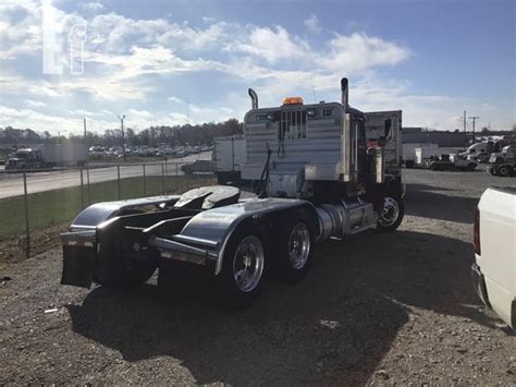 2001 Freightliner Fld120sd 60035959 Upcoming Auctions In Fort Wayne