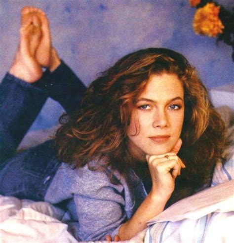 22 Photos Of Kathleen Turner When She Was Young
