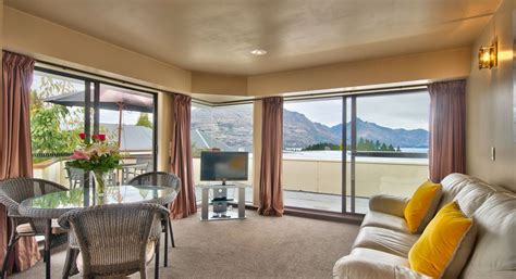 Melbourne Lodge Queenstown Review The Hotel Guru