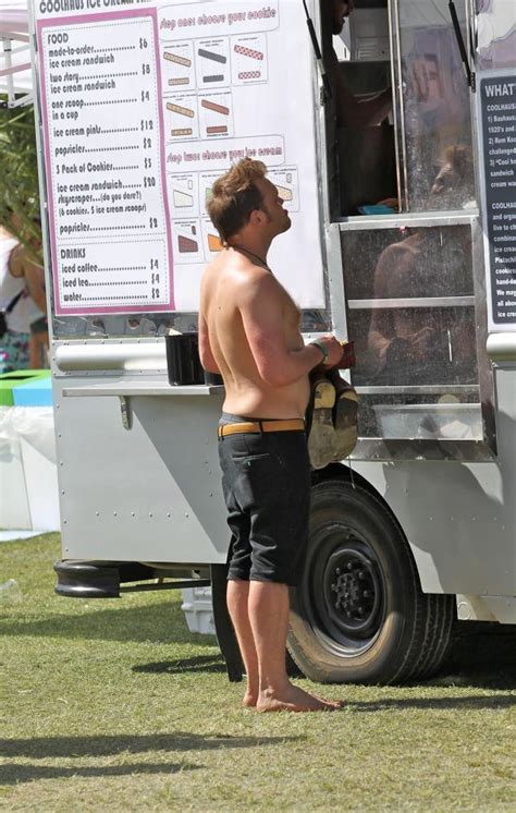 Daniel Bedingfields Feet