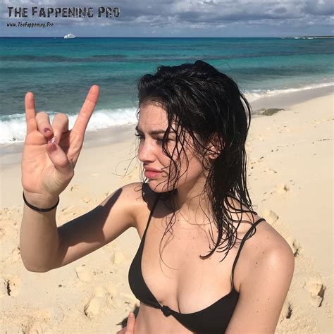 Gracie Abrams Nude Leaked Photos The Fappening