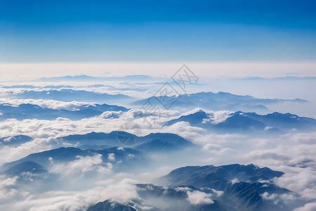 航拍梦幻的云海高清图片下载 正版图片600260388 摄图网