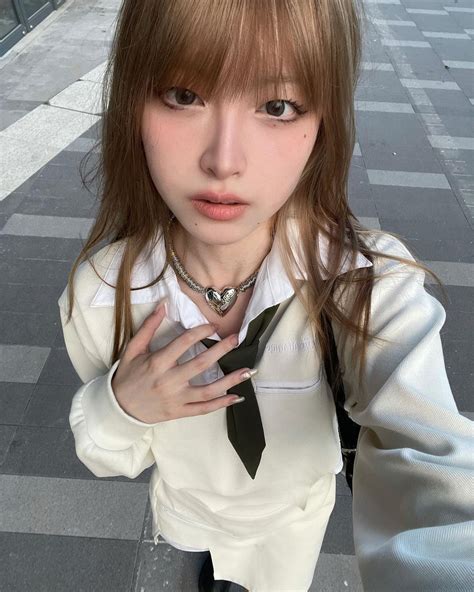 Gyaru Selfie Poses Selfies Selfie Ideas Hair Inspo Hair