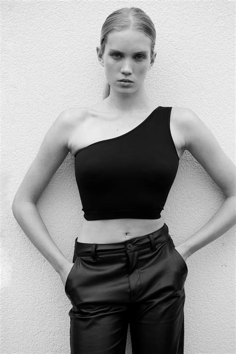 Established Models Lily