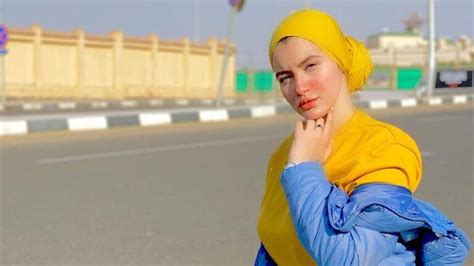 جو 24 مصر انفعال والد الفتاة المشهورة بـهرم مصر الرابع داخل