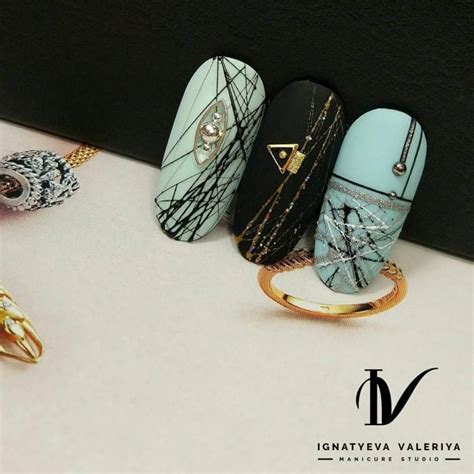 Маникюр 2019 12 модных тенденций и новинок года Художественный декор ногтей Этнические