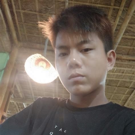 ‌မိုး Youtube