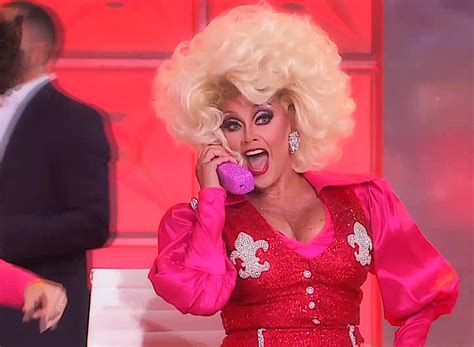From Beauty Queen To Drag Queen Vanessa Williams Transforms Into Dolly