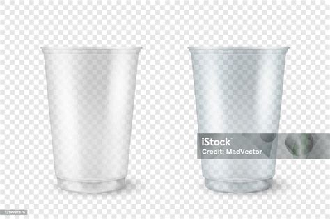 벡터 현실적인 3d 빈 투명 플라스틱 오픈 투명 한 배경에 격리 된 닫힌 일회용 컵 설정 닫힘 그래픽을위한 밀크 쉐이크 차 주스 포장 모형의 디자인 템플릿 일회용 컵에 대한