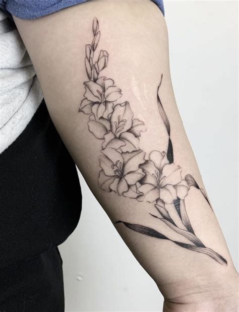 Gladiolus Gladiolus Tattoo Birth Flower Tattoos Gladiolus Flower