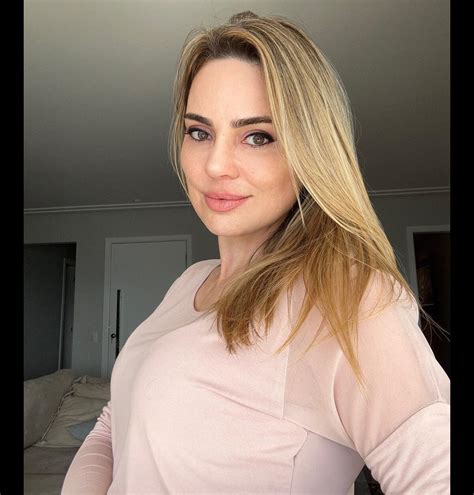 Foto Rachel Sheherazade Contou Que Usa Cremes Filtros E Lasers Para