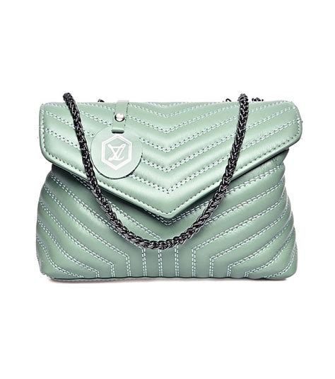 Малка дамска кожена чанта в пастелно зелен нюанс Telmia 4103952