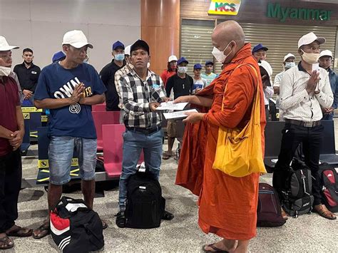 အိန္ဒိယတွင် အကျည်းကျခံခဲ့ရပြီး မြန်မာနိုင်ငံပြန်ရန် အခက်အခဲဖြစ်နေသူ မြန