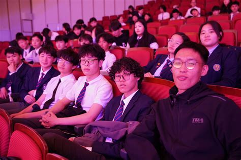 Нийслэлийн Соёлын Төв Өргөө Нийслэлийн Соёлын Төв Өргөө