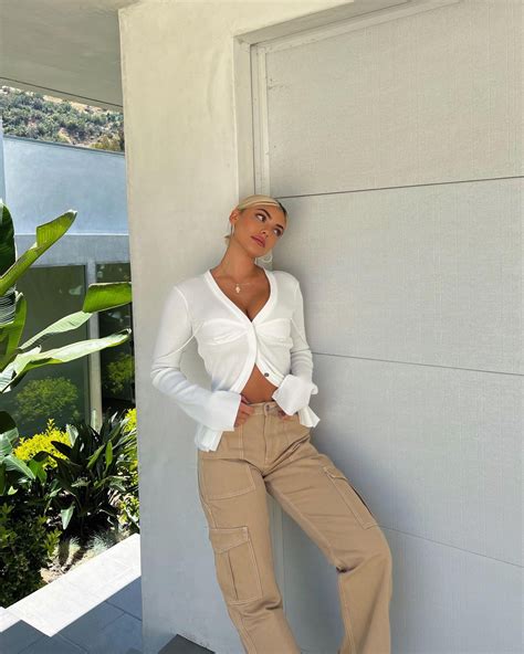 Roxie Escort From Gothenburg Escorthub