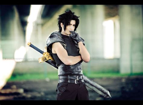 Final Fantasy Zack Fair Cosplay