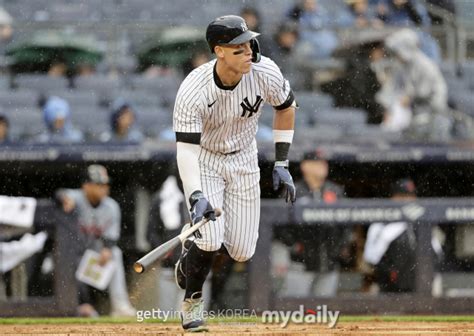 ‘괴력의 144 2m 양키스 4927억원 거포 오타니 제치고 트라웃과 어깨 나란히…5월 자존심 회복이다