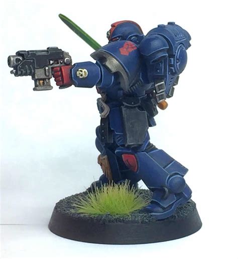 Oldhammer 40k Crimson Fists Primaris Space Marine Lieutenant