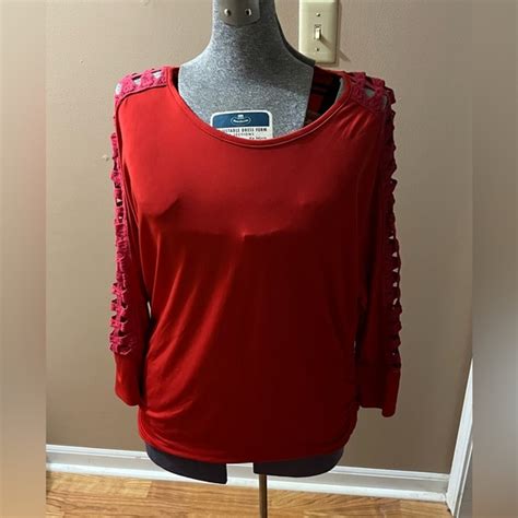 Agb Tops Agb Xl Red Super Sexy Top W Detailed Knitcrochet Arms And