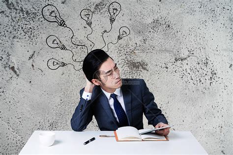思考图片素材 正版创意图片 摄图网