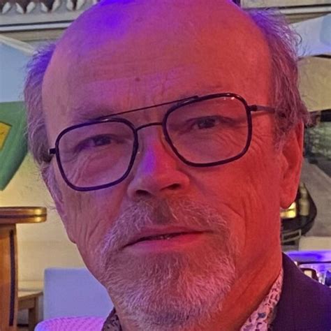 Fint Hederspris Till Erfaren Professor