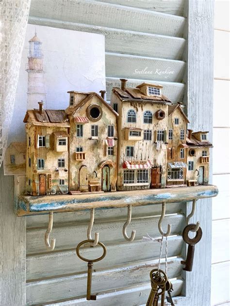 Ключница для интерьера «Прибрежный городок домики дрифтвуд заказать на Ярмарке Мастеров