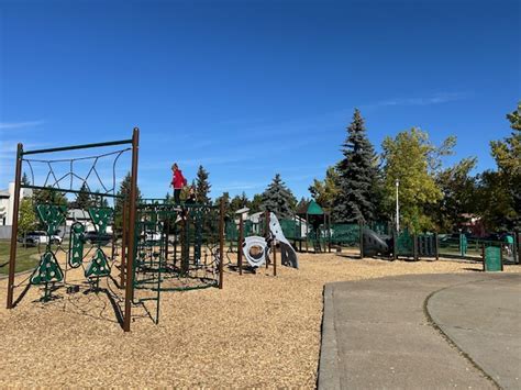 Edmonton Playgrounds Westridge Wolf Willow Playground