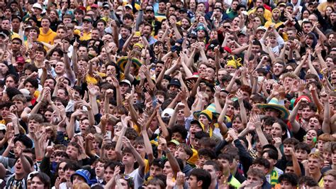 World Cup 2022 Huge Crowds Gather In King George Square Brisbane For