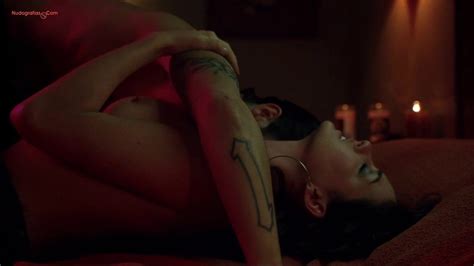 Best Anne Hathaway Celeb Porn Archive Nude Sex Videos Xhamster