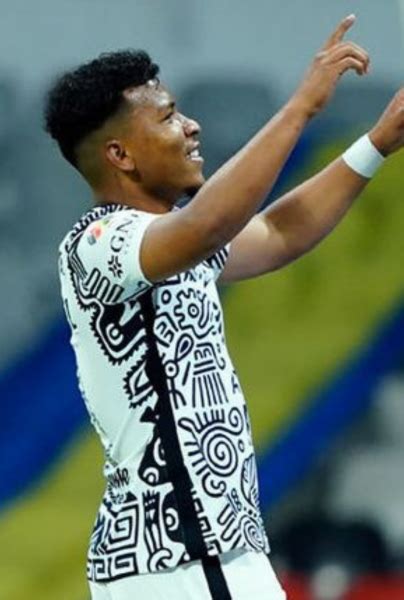 Santiago Solari Tomó Una Dura Decisión Ante Las Críticas Que Roger Martínez Recibe En América