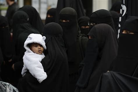 The Real Reasons Cartoons Of Mohammed Offend So Many Muslims Vox