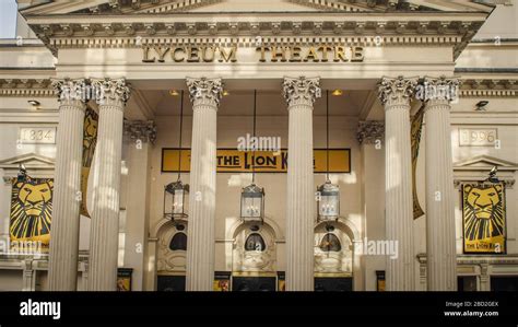 Lyceum Theatre The Lion King Fotos Und Bildmaterial In Hoher