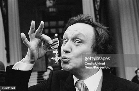 1 172 Ken Dodd Photos And High Res Pictures Getty Images