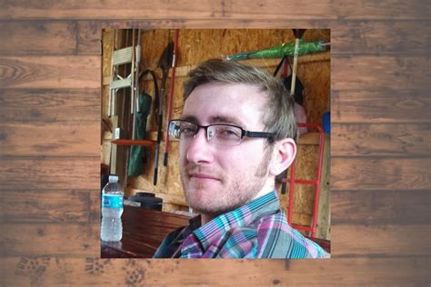 Can A 25 Year Old Man Date A 17 Year Old Female Sorgeeks
