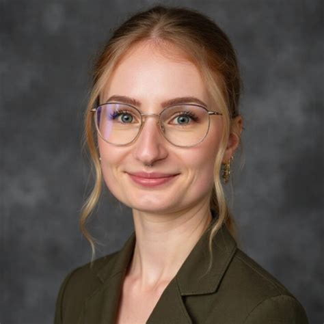 Julia Kuper Sachbearbeiter Personal Nhd Beteiligungs Gmbh Xing