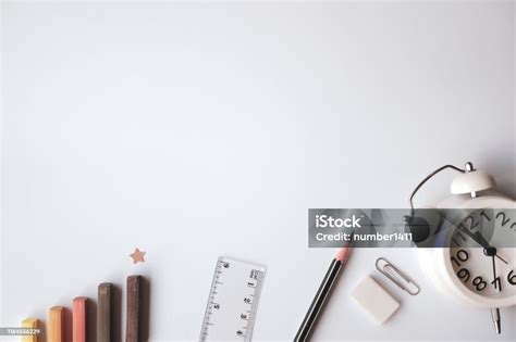 성공 목표 비즈니스 및 마케팅 개념 배경에 대한 흰색 책상에 빈 공간 및 고정 사무실 0명에 대한 스톡 사진 및 기타 이미지 0명 계획 공란 Istock