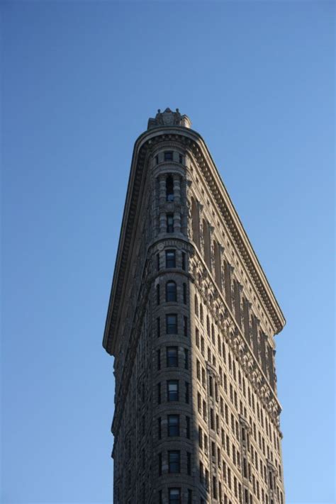 무료 이미지 건축물 하늘 건물 시티 마천루 도시의 맨해튼 뉴욕시 도시 풍경 도심 경계표 정면 푸른 탑 블록 종탑 시원한 이미지 첨탑 뾰족한