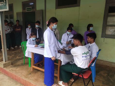 Myanmarnationalpost နာဂဒေသ လဟယ်မြို့တွင် Grade 12 ကျောင်းသားသူမ