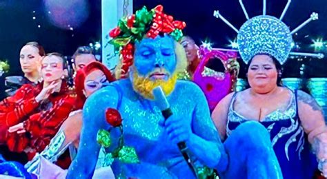 French Entertainer Who Performed As The Nude Blue Greek God” Breaks