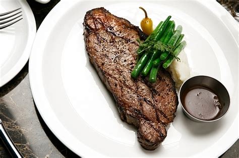 유토이미지 비프 등심 스테이크