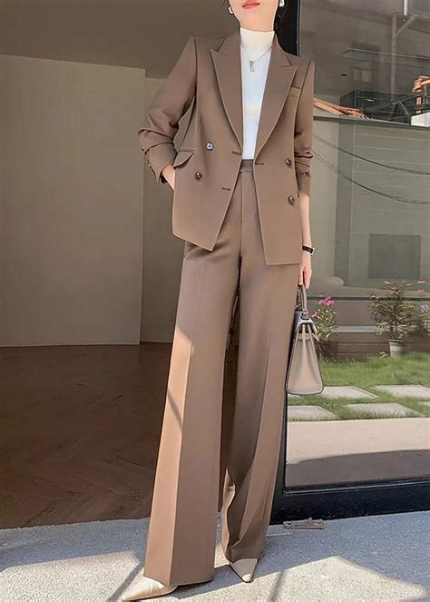 کت و شلوار رسمی زنانه خاص ترین مدل ها برای یک استایل باکلاس