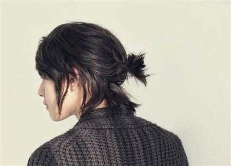 Пин от пользователя 지우 은 на доске 장발남 반묶음 Мужские прически Прически