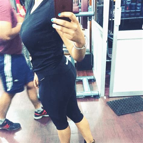 My Thick Wife Showing Her Curves Rthickthighs