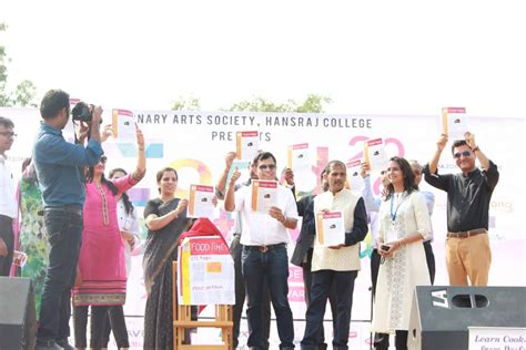 Sex Amma On Voting Apathy Du Beat Delhi Universitys Independent