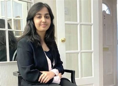 British Pakistani Girl Credits Mother For Instilling Deep Passion For Learning EasternEye