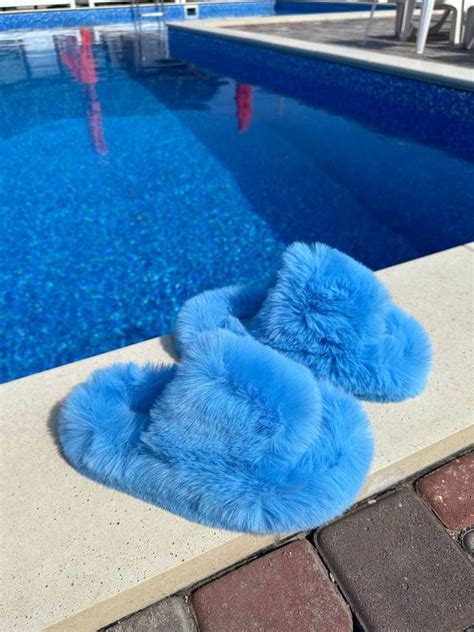 Пушисті тапочки — ціна 550 грн у каталозі Капці Купити жіночі речі за доступною ціною на Шафі