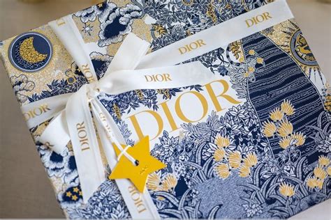 Pin By 跳跳 On 国潮礼盒 Luxury Box Packaging Packaging Design Inspiration