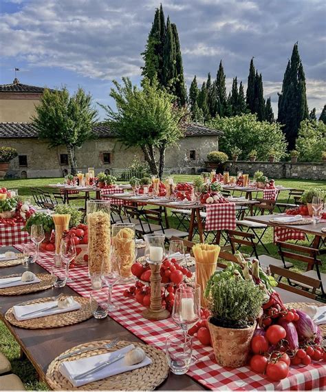 Pin By Janelle Linn On Tablescapes Italian Party Italian Dinner