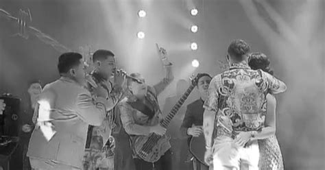 Con Grupo Firme Cantándole Las Mañanitas Así Fueron Los Xv Años De La Hija Del Canelo Álvarez